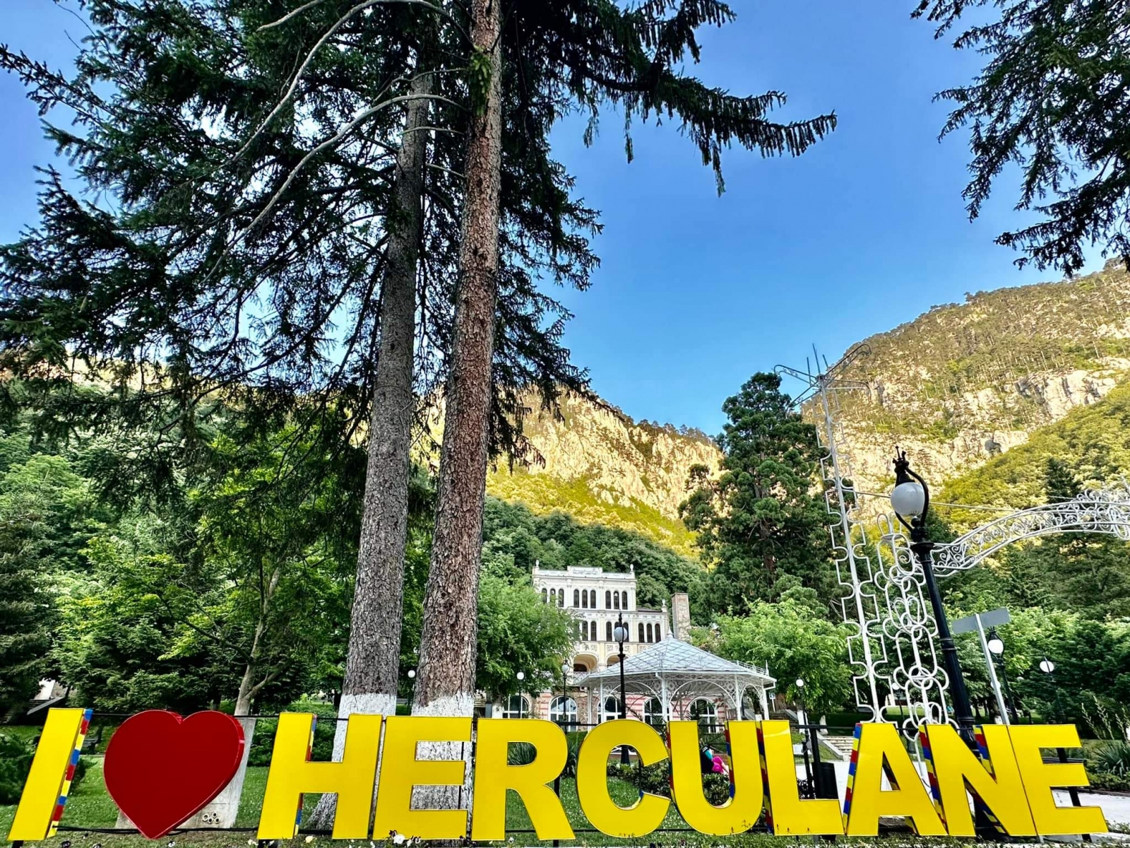 TOP7: lucruri pe care sa le stii despre Baile Herculane! - Stayhere